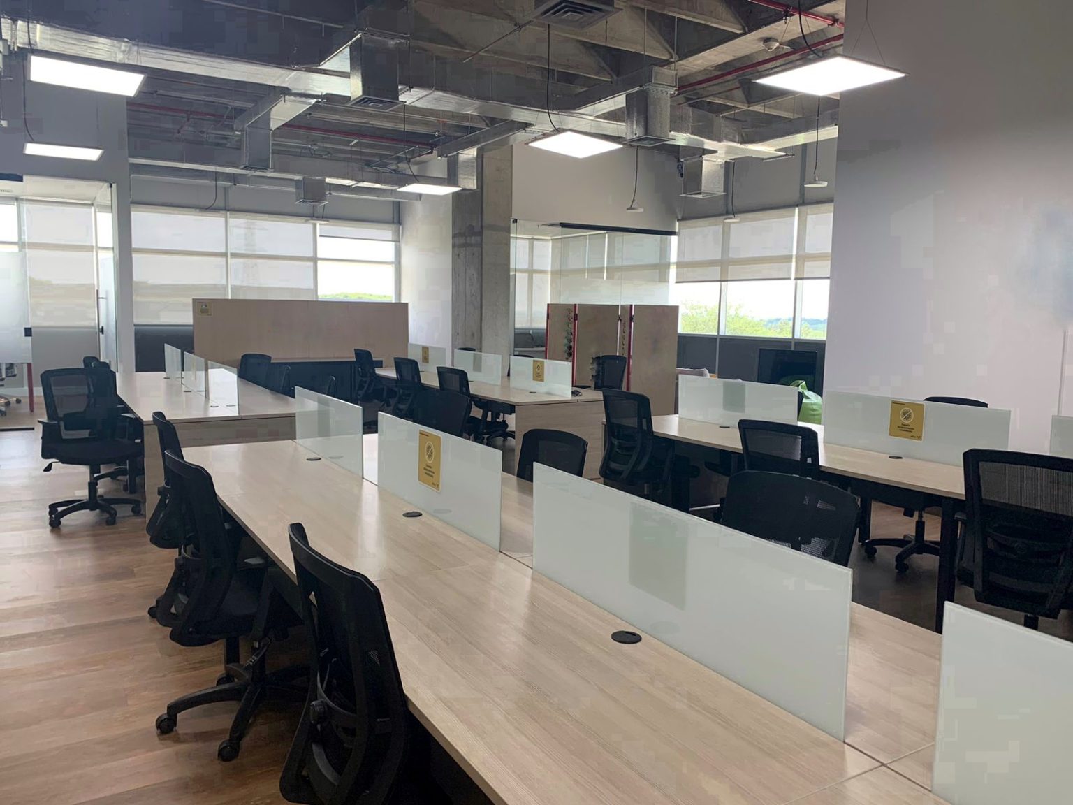 La revolución de los espacios inteligentes en el diseño de oficinas ...